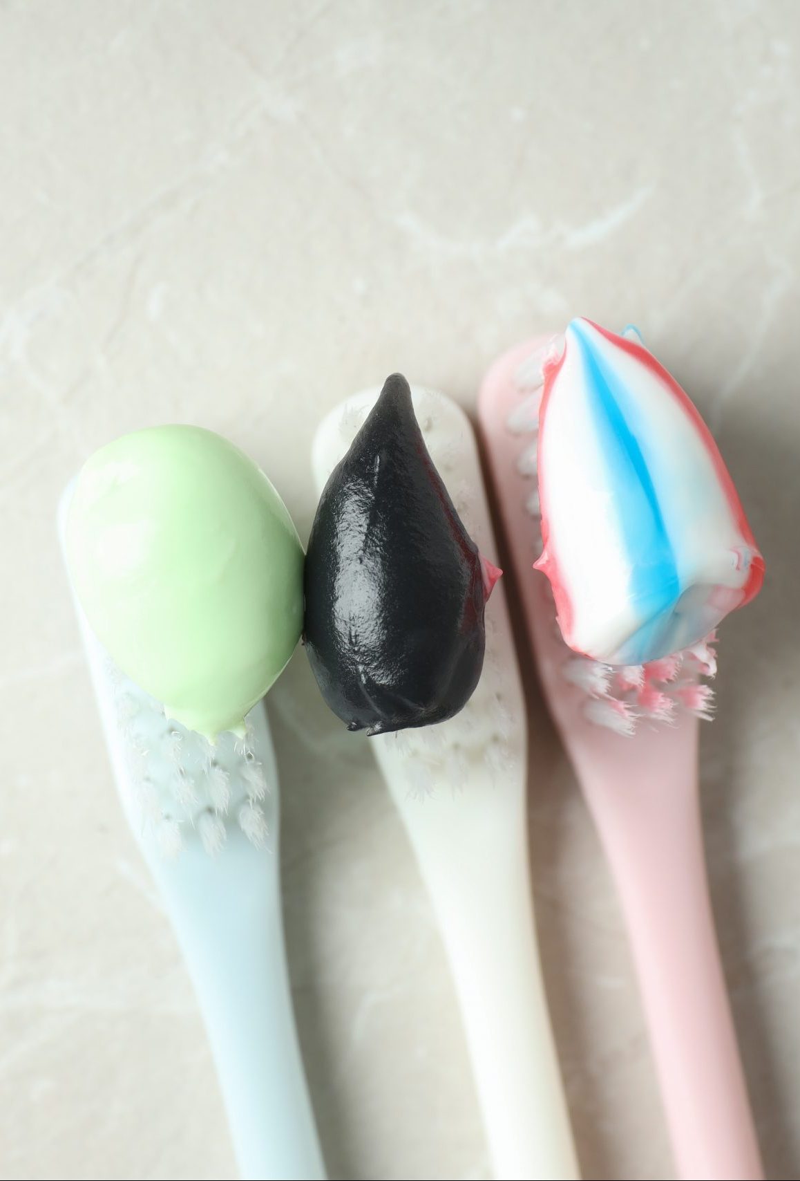 ¿Qué tipos de pasta de dientes existen? - Clínica Kranion