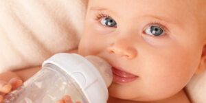 Caries de Biberón: ¿Qué Son y Cómo Evitarlas? - Clínica Kranion